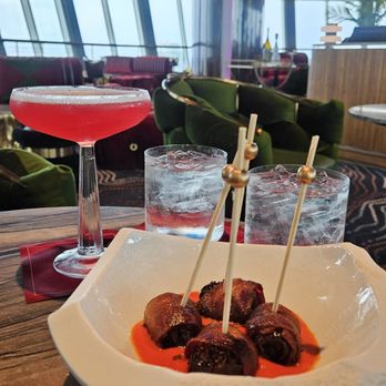 PIER TOP - Updated December 2025 - 121 Photos & 33 Reviews - 2301 SE ...