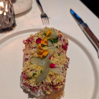 SLOPE ROOM - Updated January 2026 - 321 Photos & 153 Reviews - 352 E ...