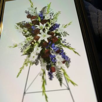 SANDY FLOWER SHOP - Updated August 2025 - 57 Photos & 18 Reviews - 9495 ...