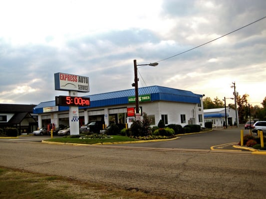 EXPRESS AUTO SERVICE - Updated January 2026 - 56 Photos & 77 Reviews ...