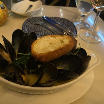 THE SHELL RESTAURANT - Updated August 2025 - 150 Photos & 135 Reviews ...