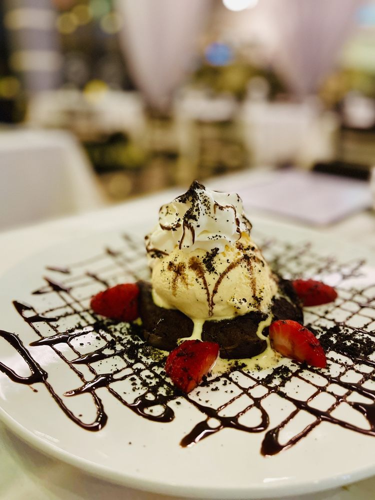 FIFI’S SEAFOOD RESTAURANT - 460 Photos & 429 Reviews - 6934 Collins Ave ...