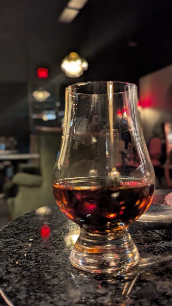 THE BLIND FINCH - Updated August 2025 - 90 Photos & 47 Reviews - 5210 ...