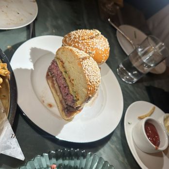 THE BENJAMIN HOLLYWOOD - Updated August 2024 - 87 Photos & 37 Reviews ...