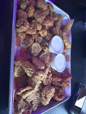 BEARDED MONKEY SPORTS BAR & GRILL - Updated June 2024 - 19 Photos & 13 ...