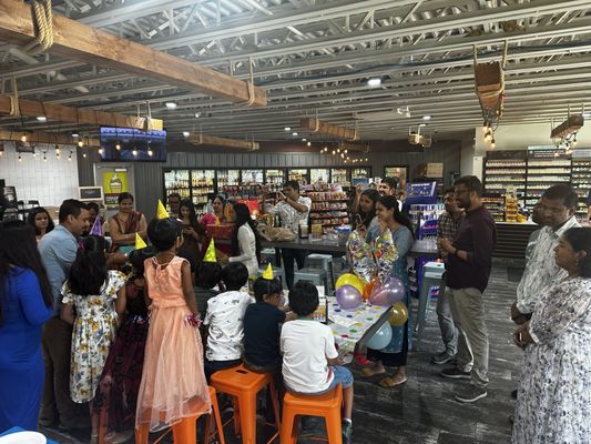 SAFFRON XPRESS - Updated December 2025 - 184 Photos & 37 Reviews - 8624 ...