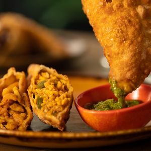 Little Hen - Takeout & Delivery - 121 Photos & 52 Reviews - Breakfast ...