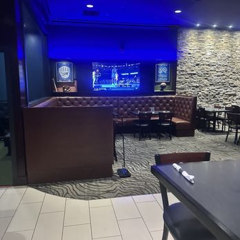 STADIUM XV CRAFT KITCHEN & SIM BAR - Updated December 2025 - 62 Photos ...