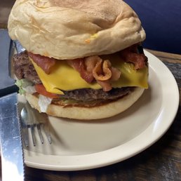 TRACKS RESTAURANT - Updated November 2025 - 54 Photos & 73 Reviews ...