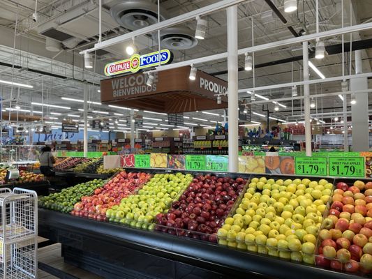 COMPARE FOODS - Updated September 2025 - 13 Photos - 840 Concord Pkwy N ...