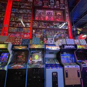 NEXT LEVEL PINBALL MUSEUM - 262 Photos & 71 Reviews - 1458 NE 25th Ave ...