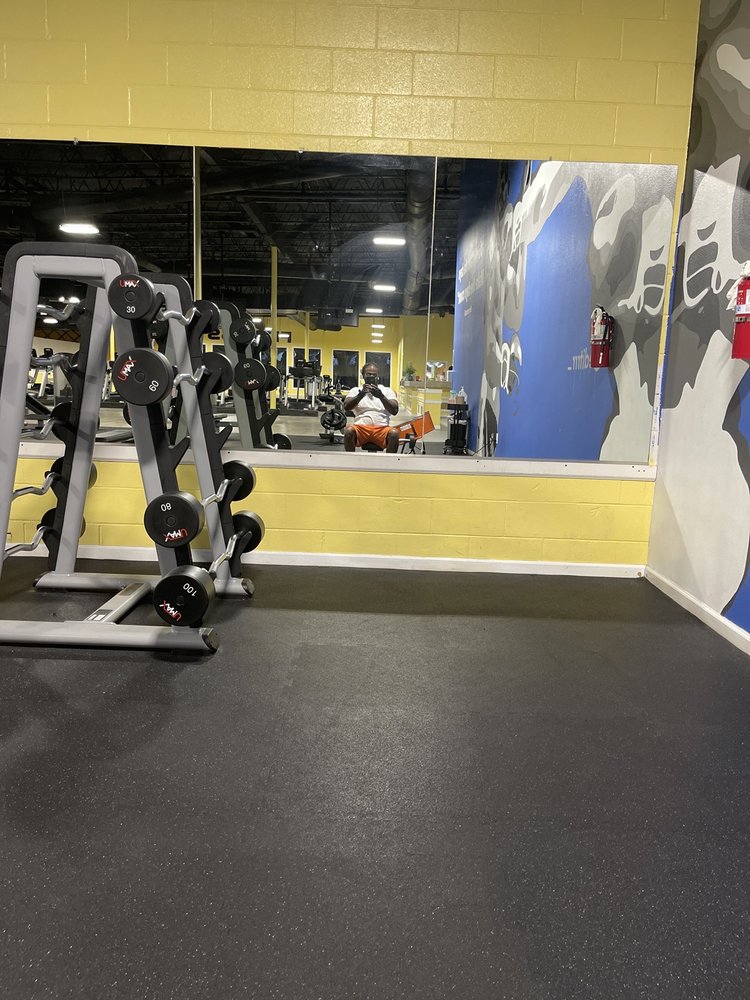 XPRESS FITNESS - Updated September 2025 - 11 Reviews - 3790 W Shields ...