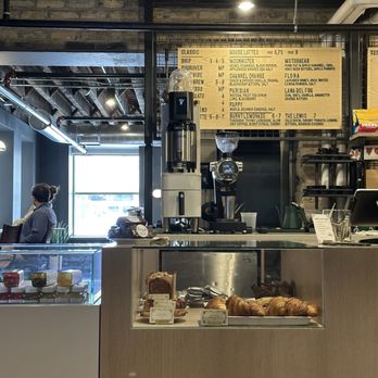 DISCOURSE COFFEE - DOWNTOWN - Updated July 2025 - 174 Photos & 66 ...