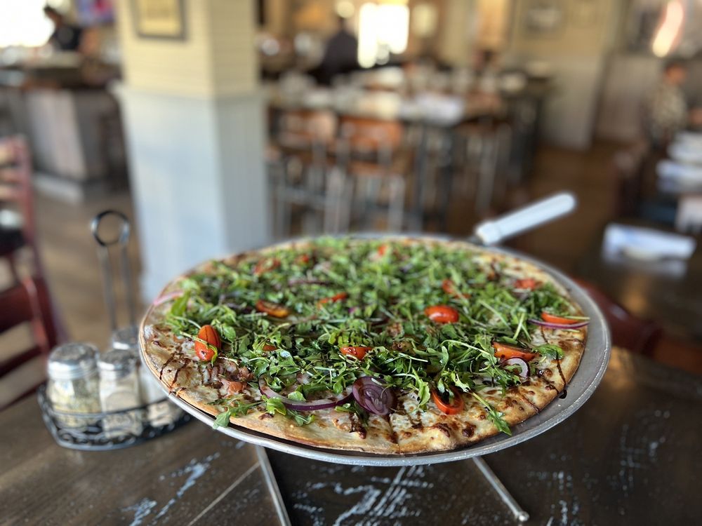 VAL’S TAVERN - Updated August 2024 - 73 Photos & 91 Reviews - 123 E ...