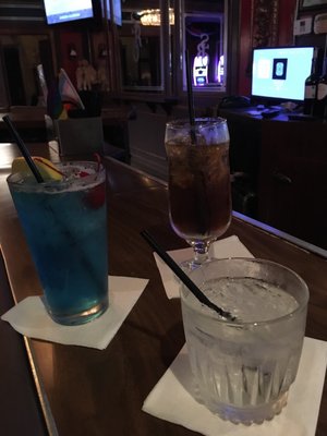 THE SRO LOUNGE - Updated May 2025 - 79 Photos & 133 Reviews - 1807 5th ...