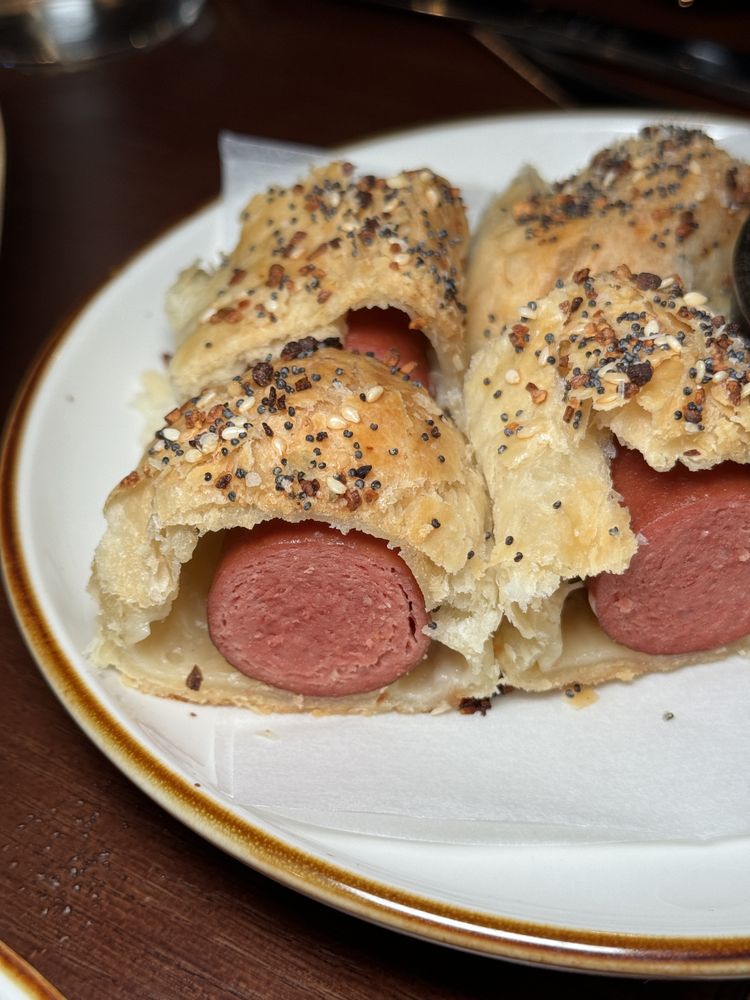 CHELSEA LIVING ROOM - Updated August 2024 - 51 Photos & 10 Reviews ...