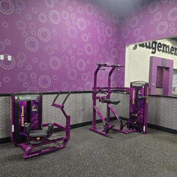 PLANET FITNESS - Updated January 2026 - 47 Photos & 13 Reviews - 3380 ...