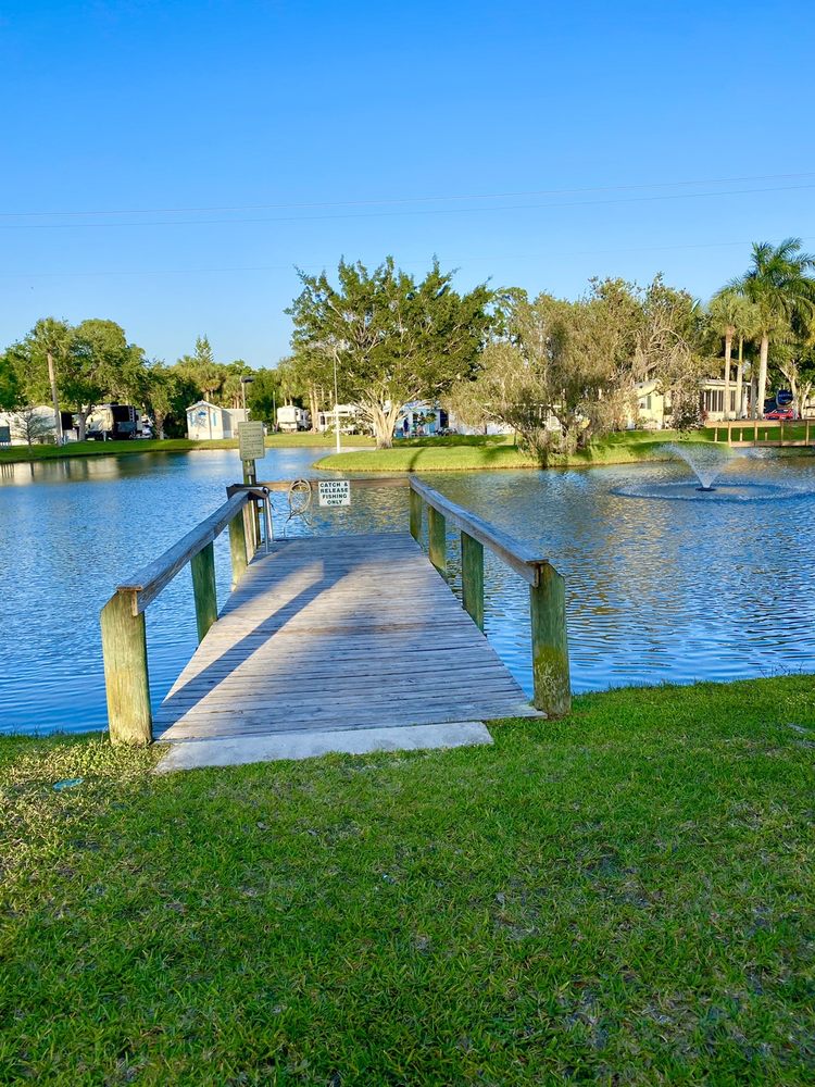 ROAD RUNNER TRAVEL RESORT - 10 Reviews & 78 Photos - 5500 St Lucie Blvd ...