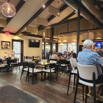 BRIGANTINE SEAFOOD RESTAURANT - Updated November 2024 - 689 Photos ...