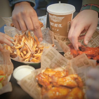 WINGSTOP - Updated September 2025 - 930 Photos & 824 Reviews - 1210 ...
