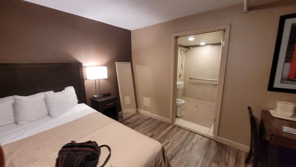 RODEWAY INN - Updated September 2025 - 17 Photos & 21 Reviews - 5952 ...