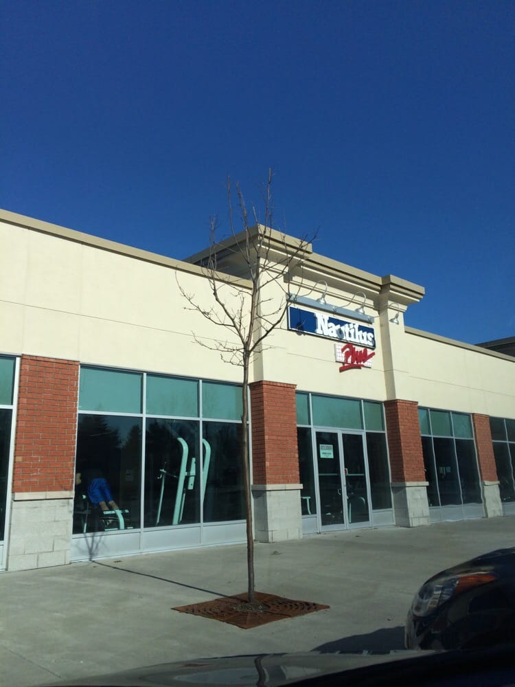 NAUTILUS PLUS - Updated January 2026 - 203 Chemin D'aylmer, Aylmer ...