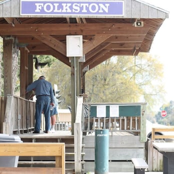 FOLKSTON FUNNEL TRAIN WATCHING PLATFORM - Updated December 2025 - 19 Photos & 10 Reviews - 3795 ...