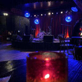 THE SHOWDOWN - Updated January 2026 - 32 Photos & 20 Reviews - 1195 SE ...