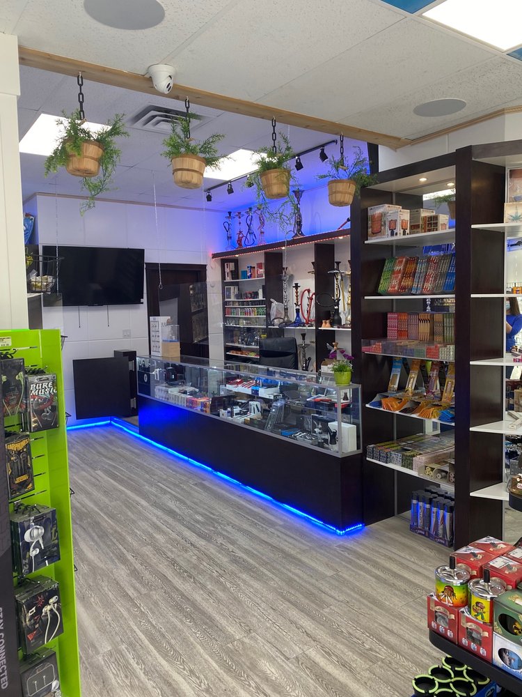 HUFF N PUFF SMOKE & CIGAR - Updated April 2024 - 2101 B Centre Street N ...