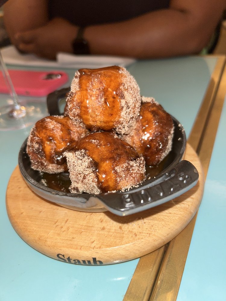 MARIAN’S - 108 Photos & 52 Reviews - 24 Greenwich Ave, New York, New ...