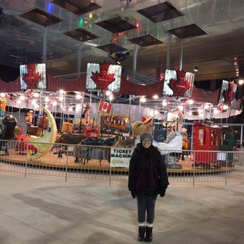 PRIDE OF CANADA CAROUSEL - Updated December 2025 - 84 Photos & 24 ...