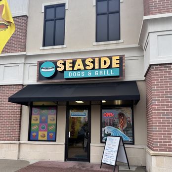SEASIDE DOGS AND GRILL - Updated May 2026 - 156 Photos & 135 Reviews ...