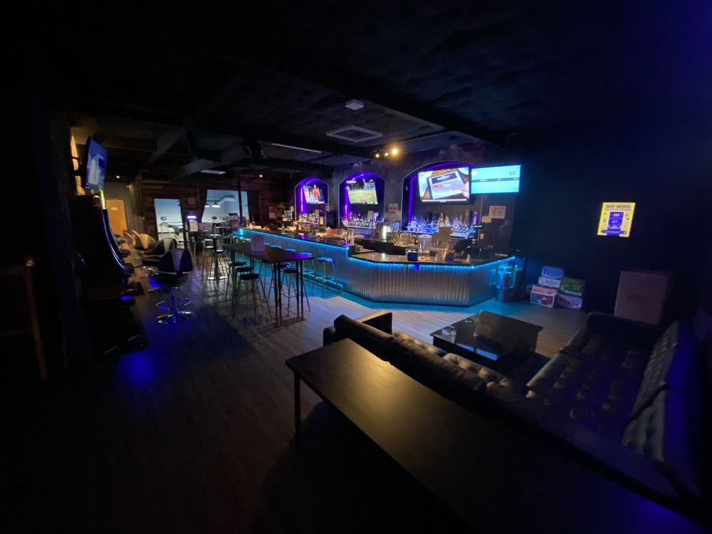 MY WAY LOUNGE - Updated October 2025 - 40 Photos & 15 Reviews - 2929 SE ...