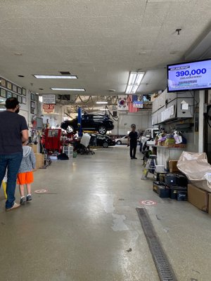 EXPRESS AUTO BODY & REPAIR - Updated November 2025 - 61 Photos & 112 ...