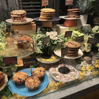 BEATRIX - Updated October 2025 - 865 Photos & 552 Reviews - 272 ...