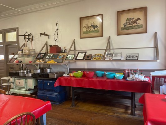 BLESSING HOTEL - Updated October 2025 - 25 Photos & 14 Reviews - 817 Fm ...