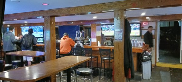 JESSE OAKS - Updated October 2025 - 86 Photos & 92 Reviews - 18490 W ...