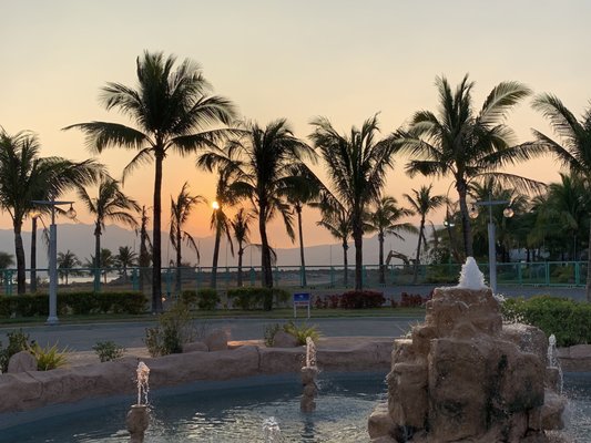 THE LIGHTHOUSE MARINA RESORT - Updated August 2025 - 11 Photos ...