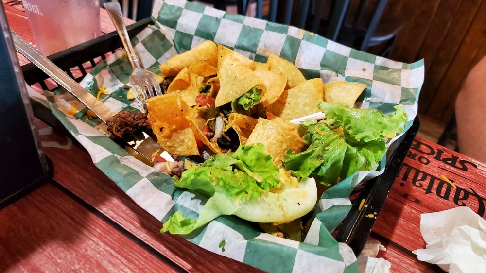 REDS EATING & DRINKING ESTABLISHMENT - Updated January 2026 - 17 Photos ...