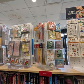 PORTER SQUARE BOOKS - Updated December 2025 - 63 Photos & 240 Reviews ...