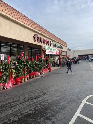 FRESH FARM OUTLET - 51 Photos & 10 Reviews - 1251 E Valley Blvd ...