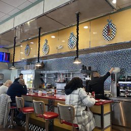 CHIT CHAT DINER - Updated December 2025 - 945 Photos & 919 Reviews ...