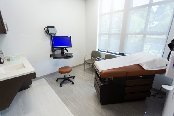 JESUS VALADEZ, MD - Updated October 2025 - 17 Photos - San Juan ...