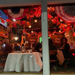 YE OLDE COLLEGE INN - Updated October 2024 - 351 Photos & 273 Reviews ...