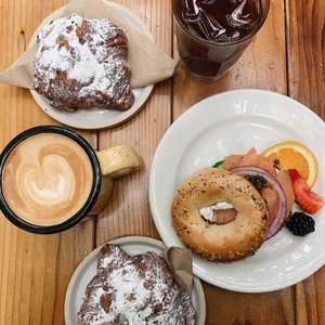 STABLE CAFE - 481 Photos & 587 Reviews - 2128 Folsom St, San Francisco ...