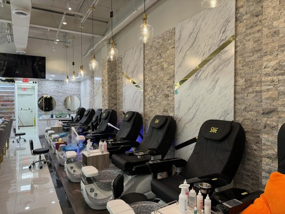 TALA NAILS - Updated December 2025 - 15 Photos - 2123 E Broadway Ave, Maryville, Tennessee ...