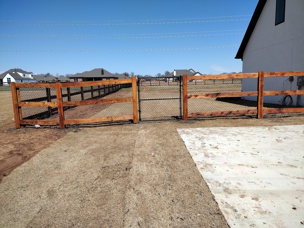 VIPER FENCE - Updated July 2025 - 41 Photos - 5918 W 8th St, Tulsa ...