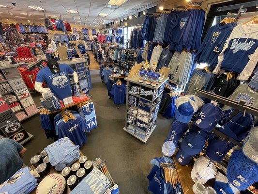 RALLY HOUSE KANSAS SAMPLER OLATHE - Updated July 2025 - 14 Photos & 21 ...