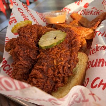 THE RED CHICKZ - Updated August 2024 - 392 Photos & 335 Reviews - 2525 ...