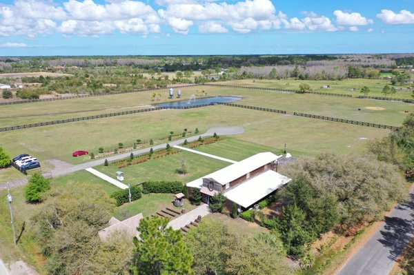 THE ENCHANTING BARN - Updated January 2026 - 17 Photos - 1325 Pell Rd ...